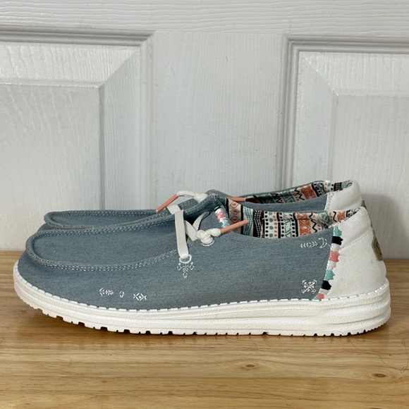 Hey Dude | Shoes | Hey Dude Wendy Boho Light Denim Size 8 Womens Slip ...